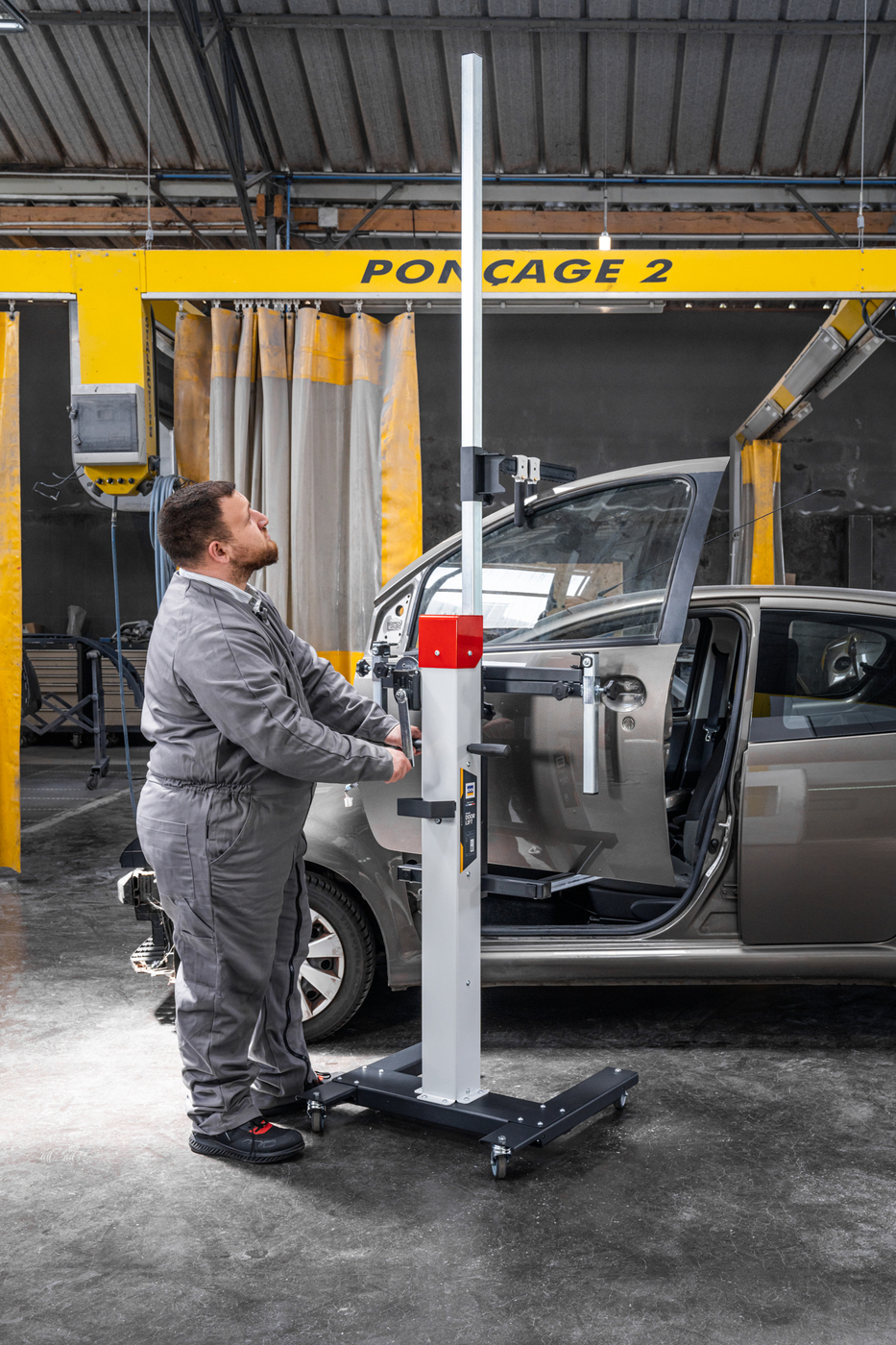 GYS Ergo Door Lift – Single-Operator Car & Van Door Handling System